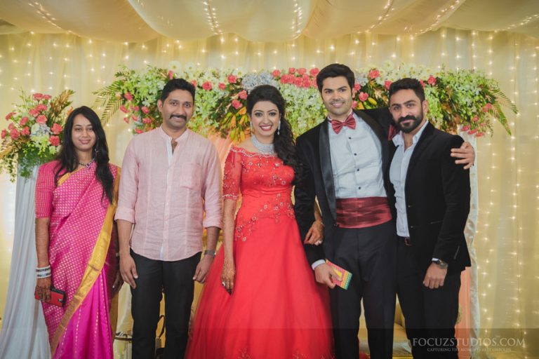 Celebrity Actor Ganesh Venkatram and Nisha Krishnan Wedding Reception ...